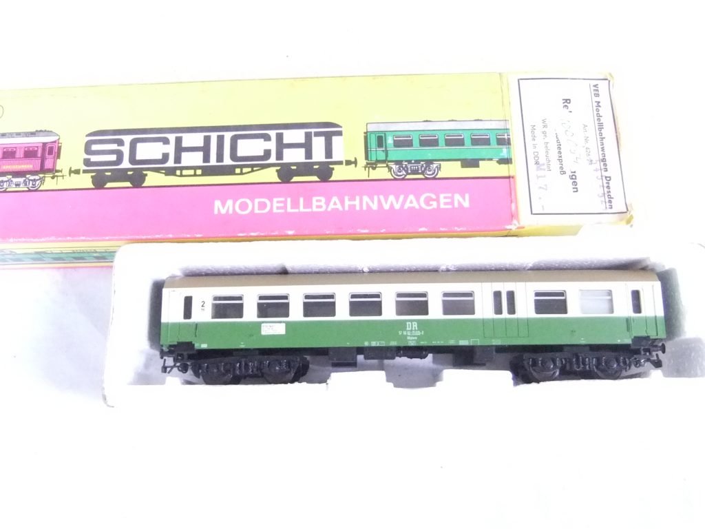 Piko/Prefo HO 4-achs. Reko-Sitz/Gepäckwagen Ep.IV » Modellbahn Nütz