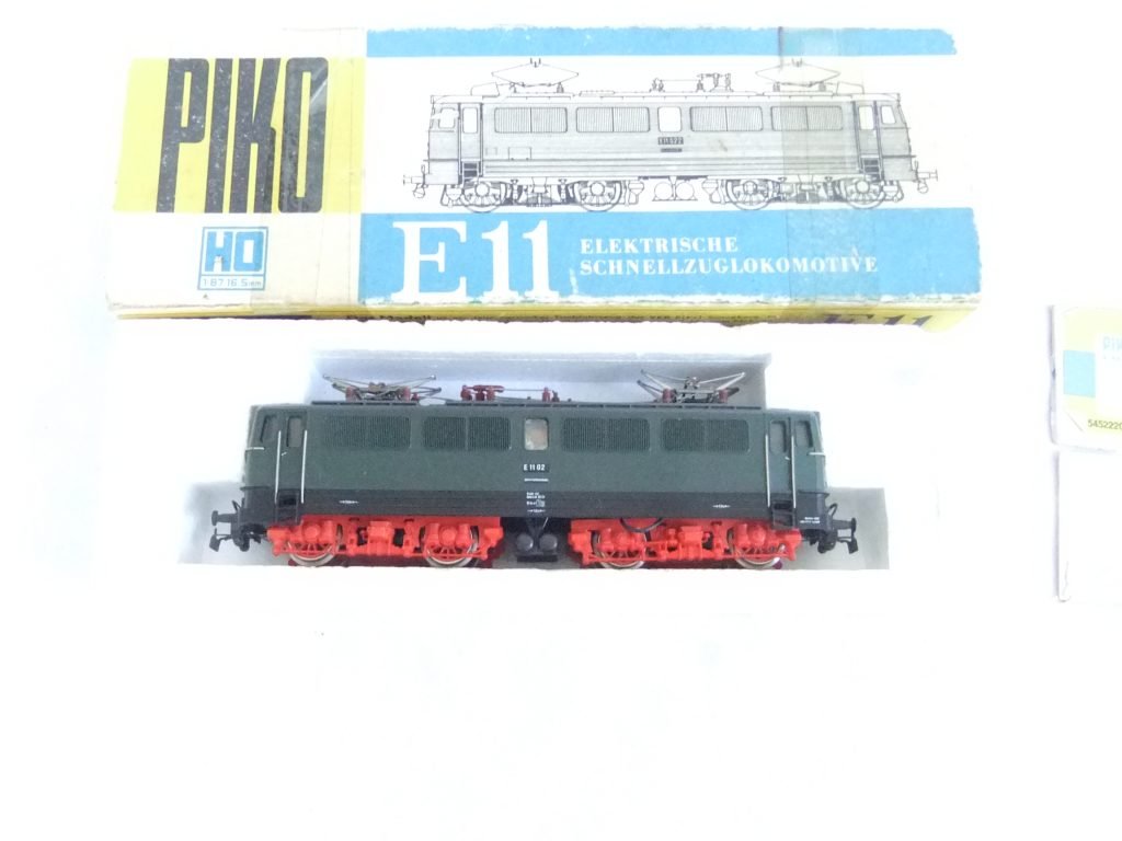Piko HO E-Lok E 11 DR EP.III » Modellbahn Nütz
