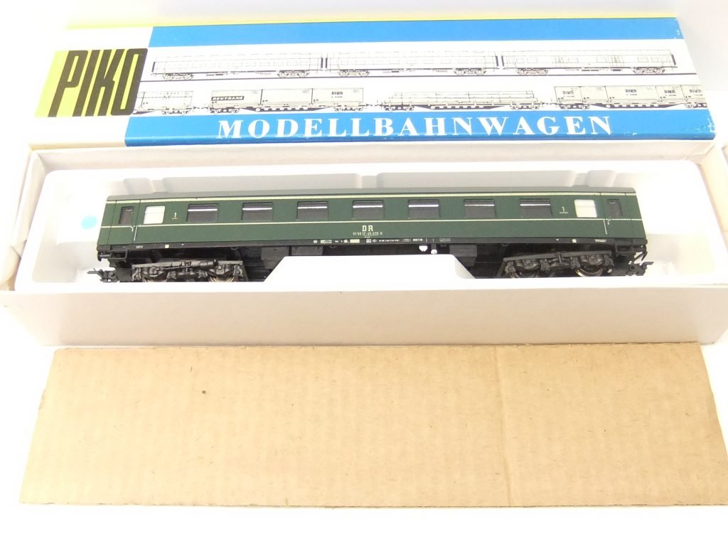 Piko HO 4-achs. Mod.Wagen 1.Kl. DR Ep.IV mit KKK » Modellbahn Nütz
